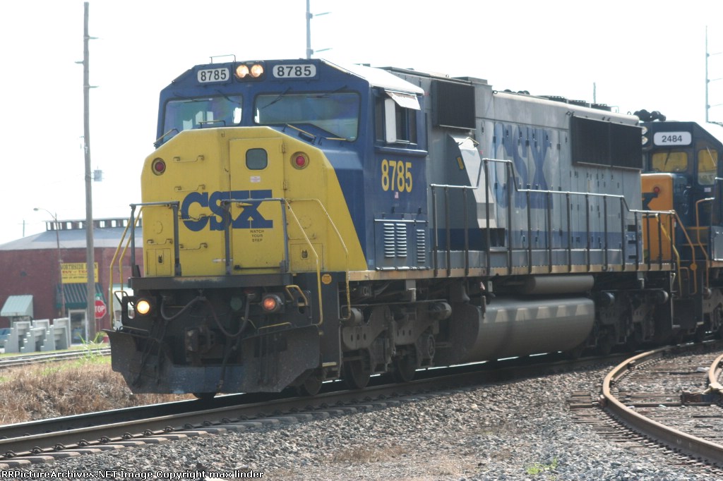 CSX 8785